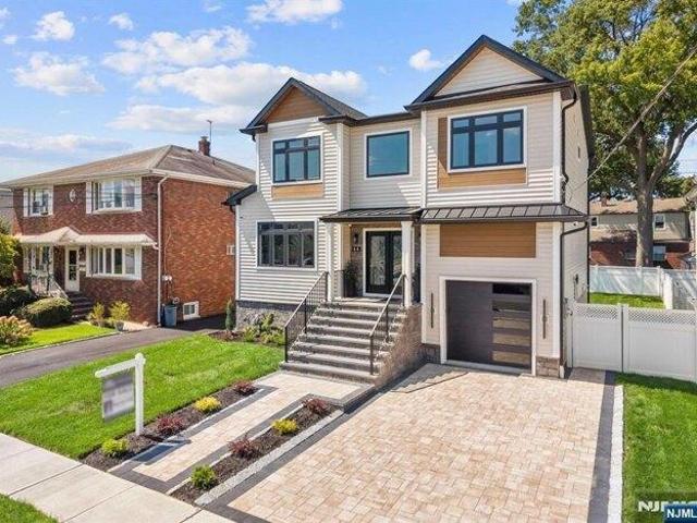 5 bedroom, Clifton NJ 07013 105274593