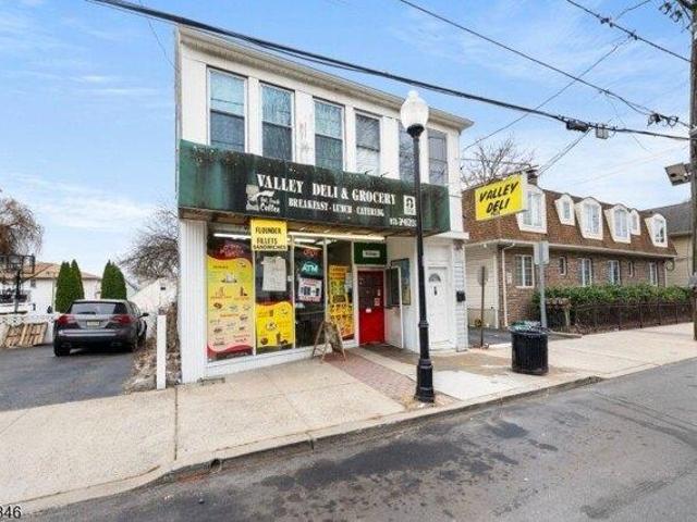 5 bedroom, Clifton NJ 07013 LS103071134