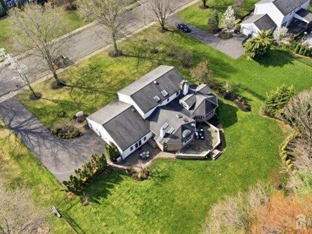 5 bedroom, Cranbury NJ 08512 LS102255545