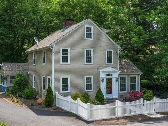 5 bedroom, Cranston RI 02921 102595975