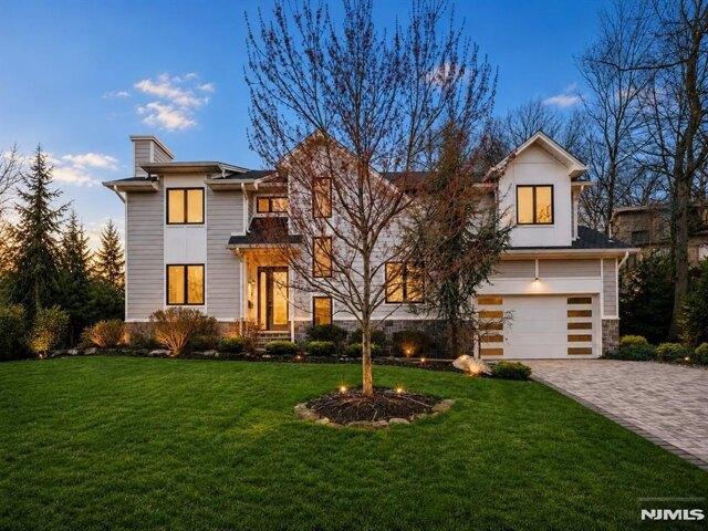 5 bedroom, Cresskill NJ 07626 104408507