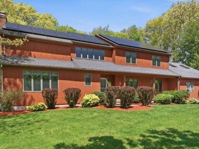 5 bedroom, Cromwell CT 06416 LS102280493
