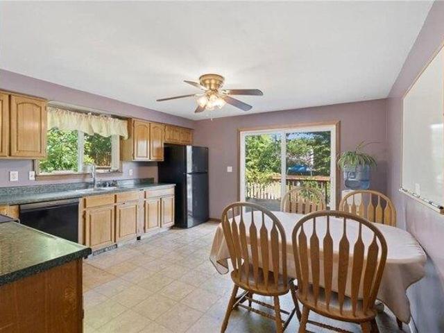 5 bedroom, Cumberland RI 02864 103020333