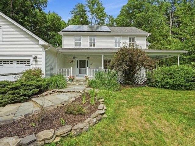 5 bedroom, Amherst MA 01002 104513408