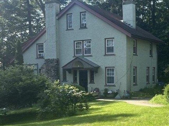 5 bedroom, Amherst MA 01002 LS103035367