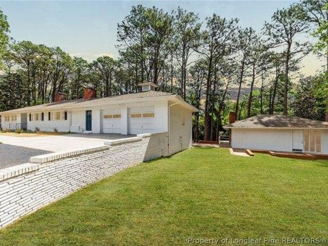 5 bedroom, Aberdeen NC 28315 104903008