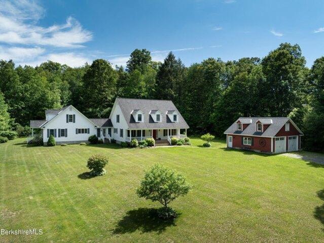 5 bedroom, Adams MA 01220 105107496