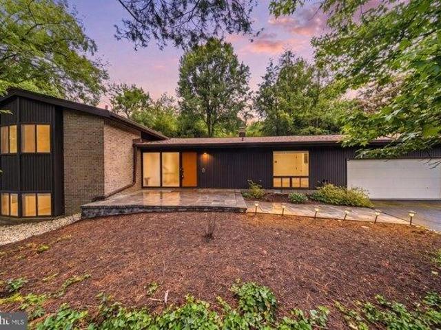 5 bedroom, Alexandria VA 22309 104907313