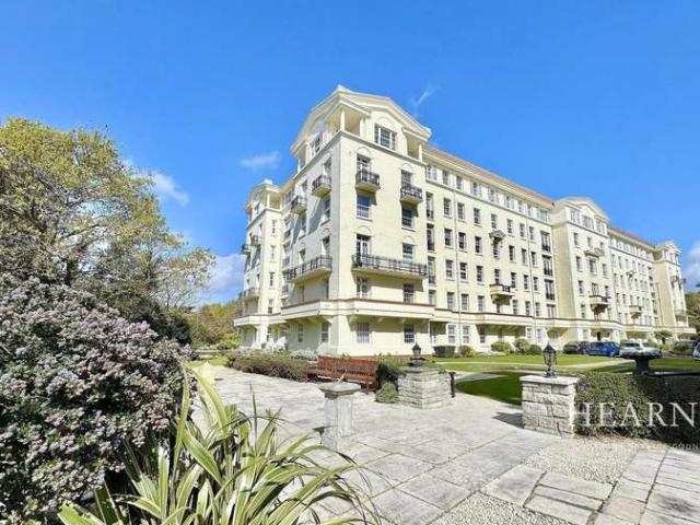 5 Bedroom Apartment Flat