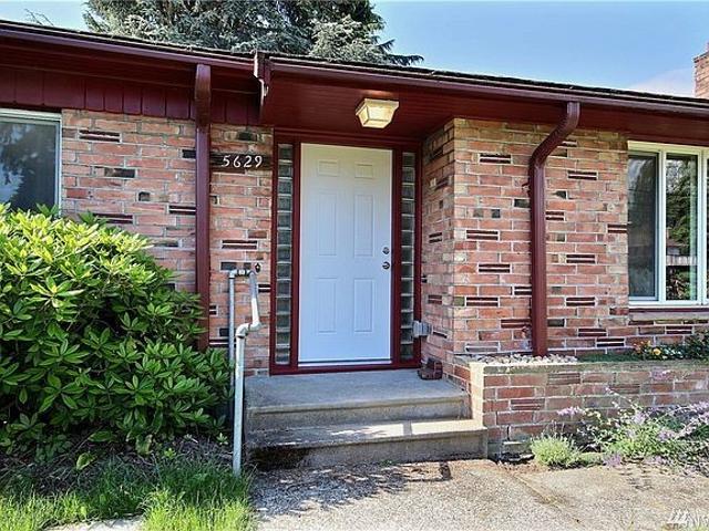 5 Bedroom Apartment for Rent at 5629 Sbangor Street, Bryn Mawr Skyway, WA 98178 Bryn Mawr Skyway