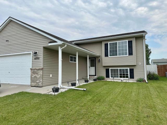 5 Bedroom Home for Rent at 6050 24th St S, Fargo, ND 58104 Bennett