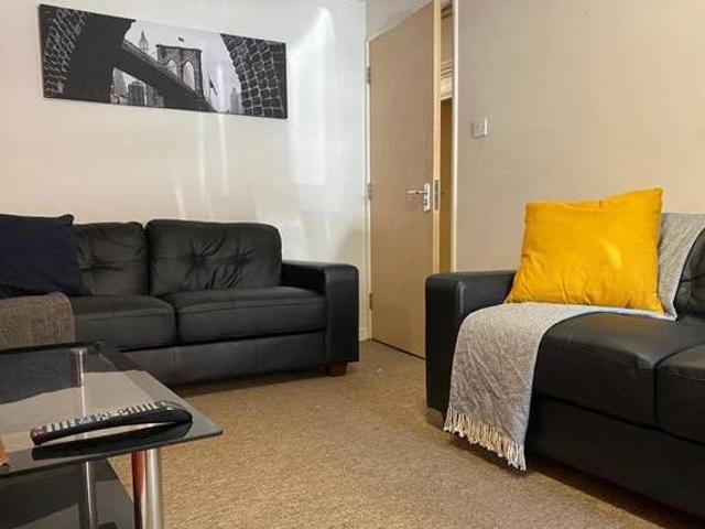 5 bedroom apartment for rent in Apt 15 Cathedral Street Apartments Lincloln LN2 5HH LN2