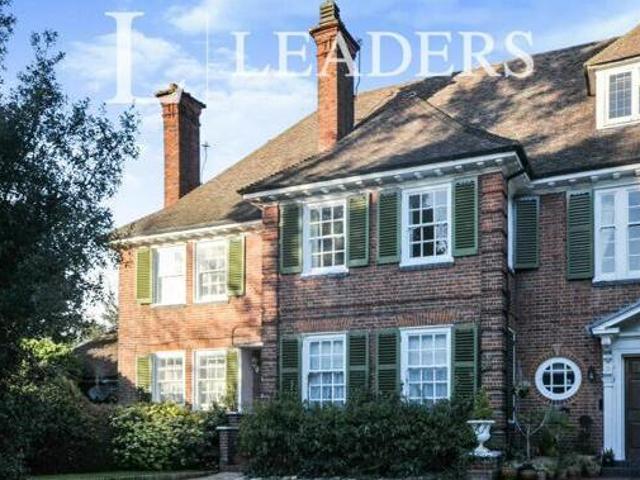 5 Bedroom Apartment For Rent In Bickley