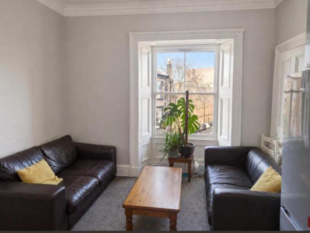 5 bedroom apartment for rent in Brougham Place, Edinburgh, EH3