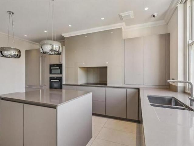 5 bedroom apartment for rent in Hans Court, Knightsbridge, SW3