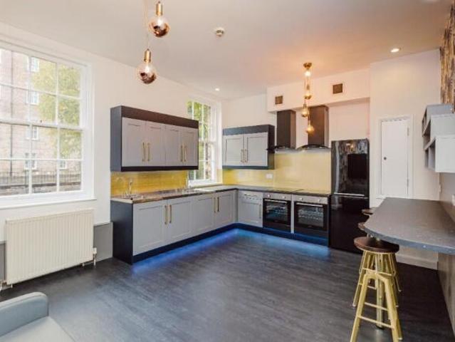 5 bedroom apartment for rent in Leazes Terrace, Newcastle Upon Tyne, NE1