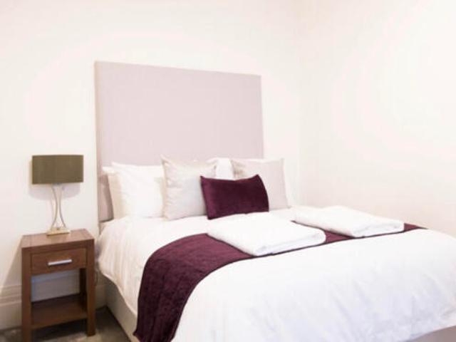 5 bedroom apartment for rent in Park Road, St Johns Wood, London, NW8