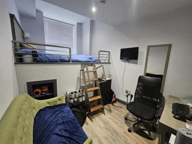 5 bedroom apartment for rent in Stanford Street, Nottingham, NG1