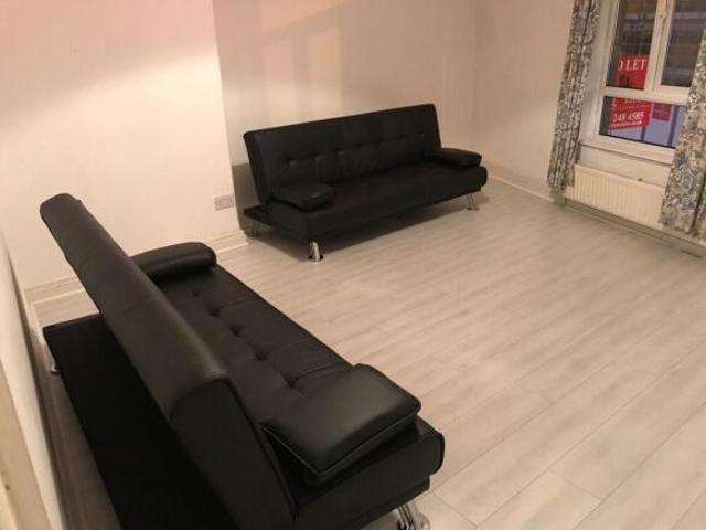 5 bedroom apartment for rent in Wilmslow Road, Manchester, M14
