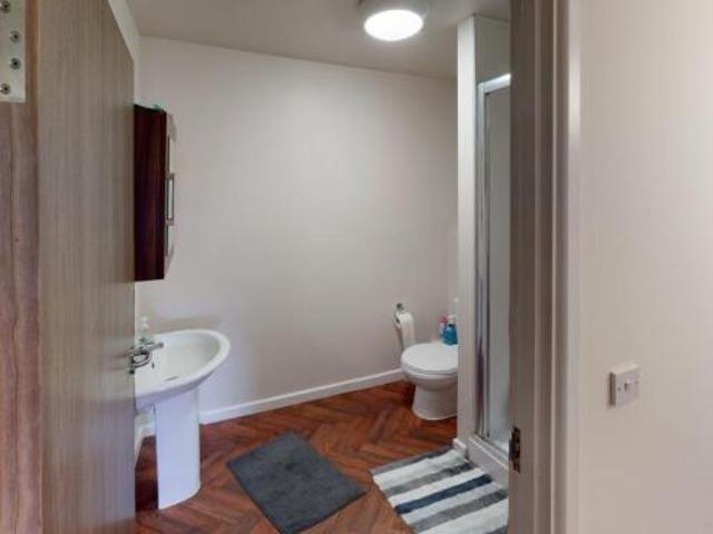 1 bedroom apartment for rent in 7 12 Triangle South, Clifton, Bristol, BS8