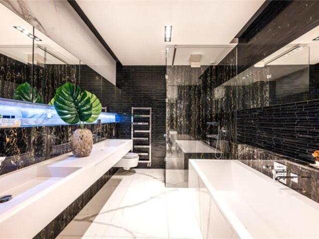 5 bedroom apartment for sale in North Row, Mayfair, London, W1K