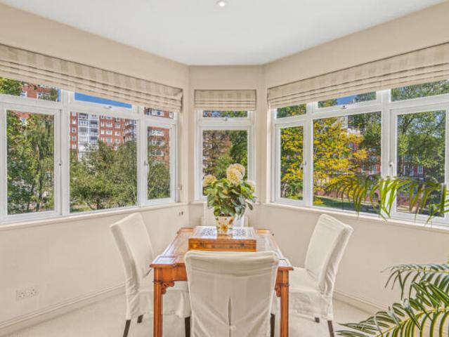 5 bedroom apartment for sale in Ennismore Gardens, Knightsbridge, London, SW7