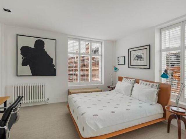 5 bedroom apartment for sale in Grosvenor Square, Mayfair, London, W1K