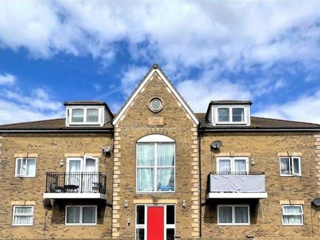5 Bedroom Apartment For Sale In Jaywick