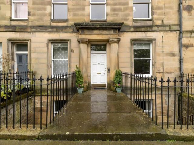 5 bedroom apartment for sale in Royal Crescent, New Town, Edinburgh, EH3