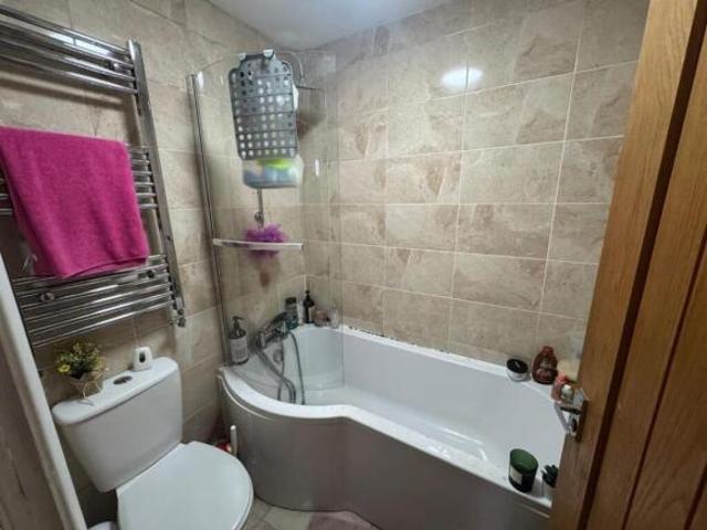 5 bedroom apartment for sale in 17 Block of 4 Flats, Ferry Road, Cardiff, CF11 7DW, CF11