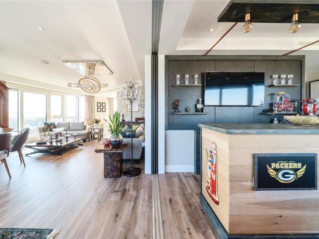 5 bedroom apartment for sale