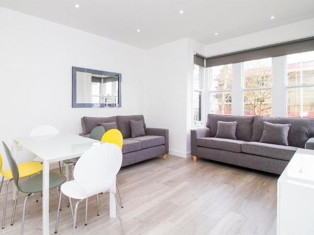 5 bedroom apartment to rent