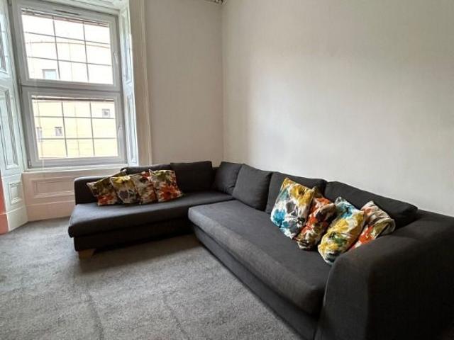 5 bedroom apartment to rent