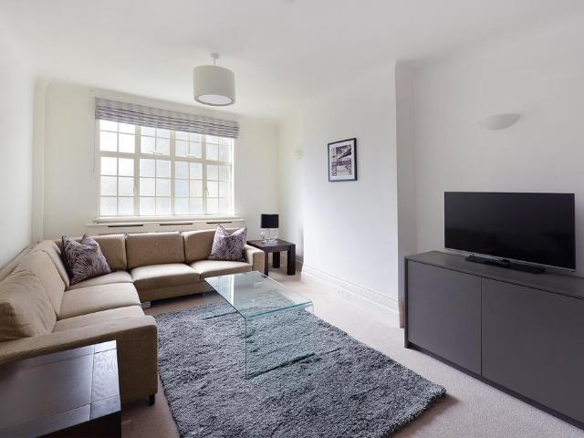 5 bedroom apartment to rent