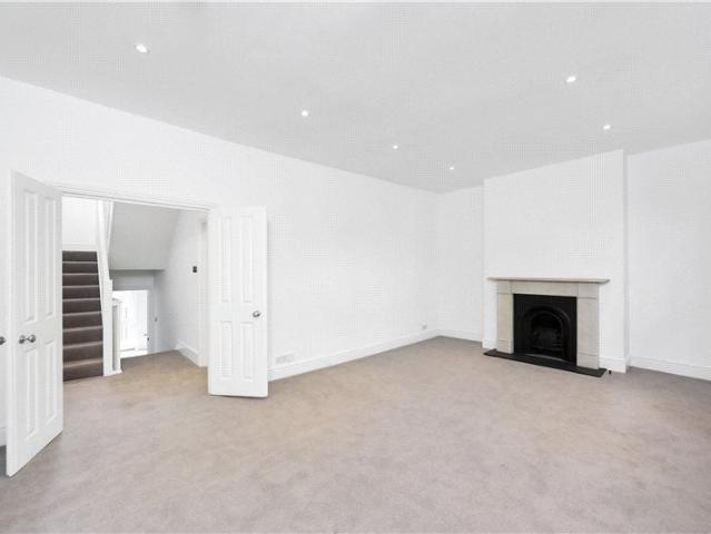 5 bedroom apartment to rent