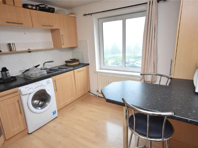 5 bedroom apartment to rent
