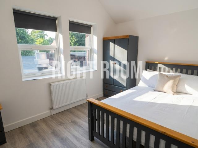 5 bedroom apartment to rent