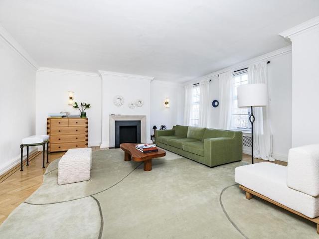 5 bedroom apartment to rent