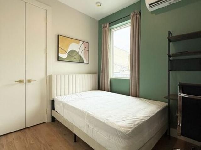5 bedroom apartment, 73 sq ft, AC, laundry #821
