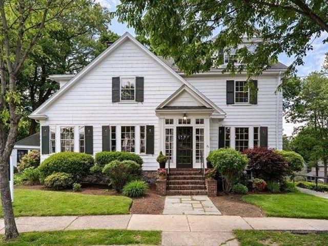 5 bedroom, Arlington MA 02476 LS103016721