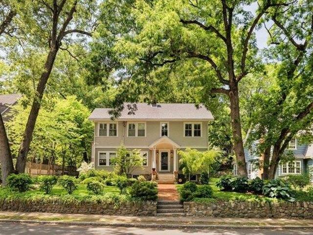 5 bedroom, Arlington MA 02476 103929070
