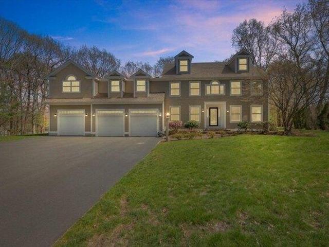 5 bedroom, Ashland MA 01721 102412119