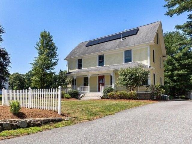 5 bedroom, Attleboro MA 02703 104848375