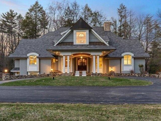 5 bedroom, Boxford MA 01921 LS102212518