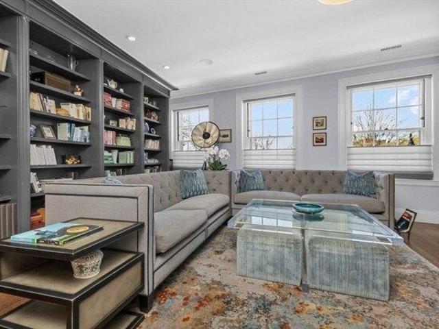 5 bedroom, Boston MA 02114 102344062