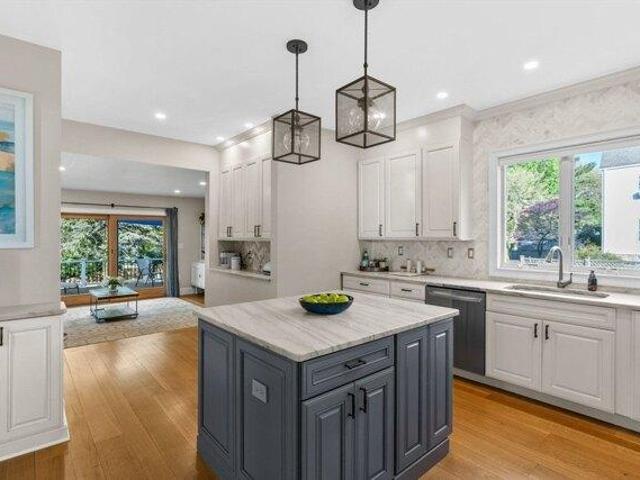 5 bedroom, Boston MA 02132 102823118