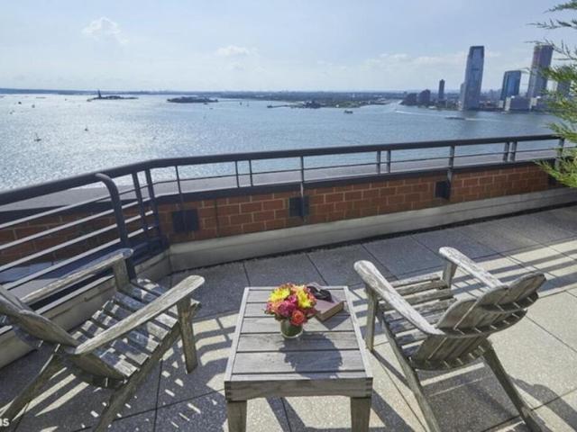 5 bedroom, Battery Park City NY 101017598