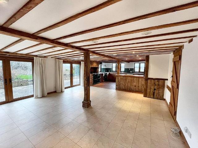 5 bedroom barn to rent