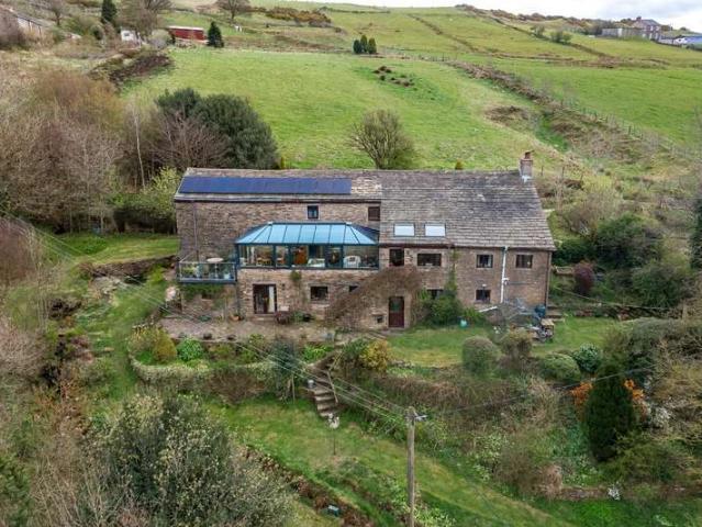 5 Bedroom Farm House Character Property