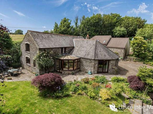 5 Bedroom Barn Conversion Character Property